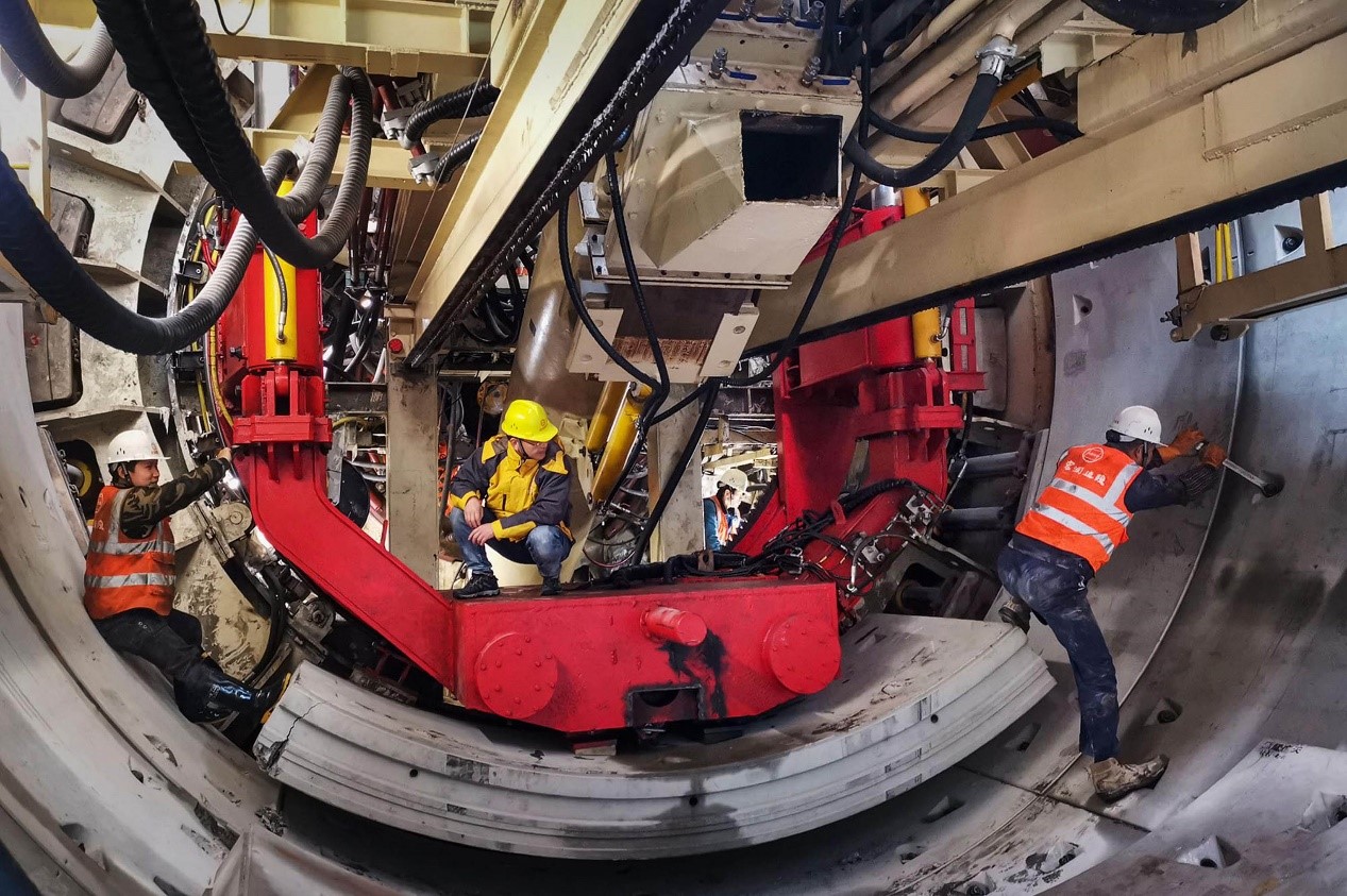 เครื่อง TBM ประสบความสำเร็จในการขุดเจาะ-CRI
